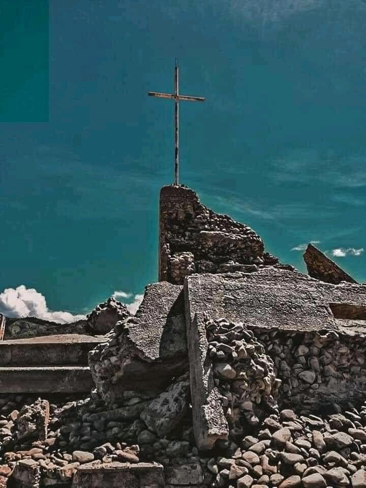 OLD TOWN REEMERGES AS PANTABANGAN DAM DIPS INTO ITS LOWEST LEVEL SINCE ...